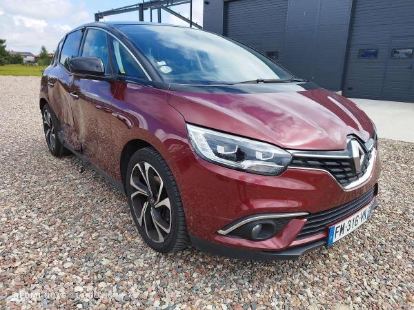 Red Renault Scenic 2019 in Klaipeda, with an engine capacity of 1.33 L and mileage of 111 thousand km for 7500 €, photo 8 on AUTOMOTO.COM.LV