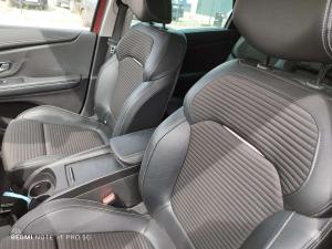 Red Renault Scenic 2019 in Klaipeda, with an engine capacity of 1.33 L and mileage of 111 thousand km for 7500 €, photo 18 on AUTOMOTO.COM.LV