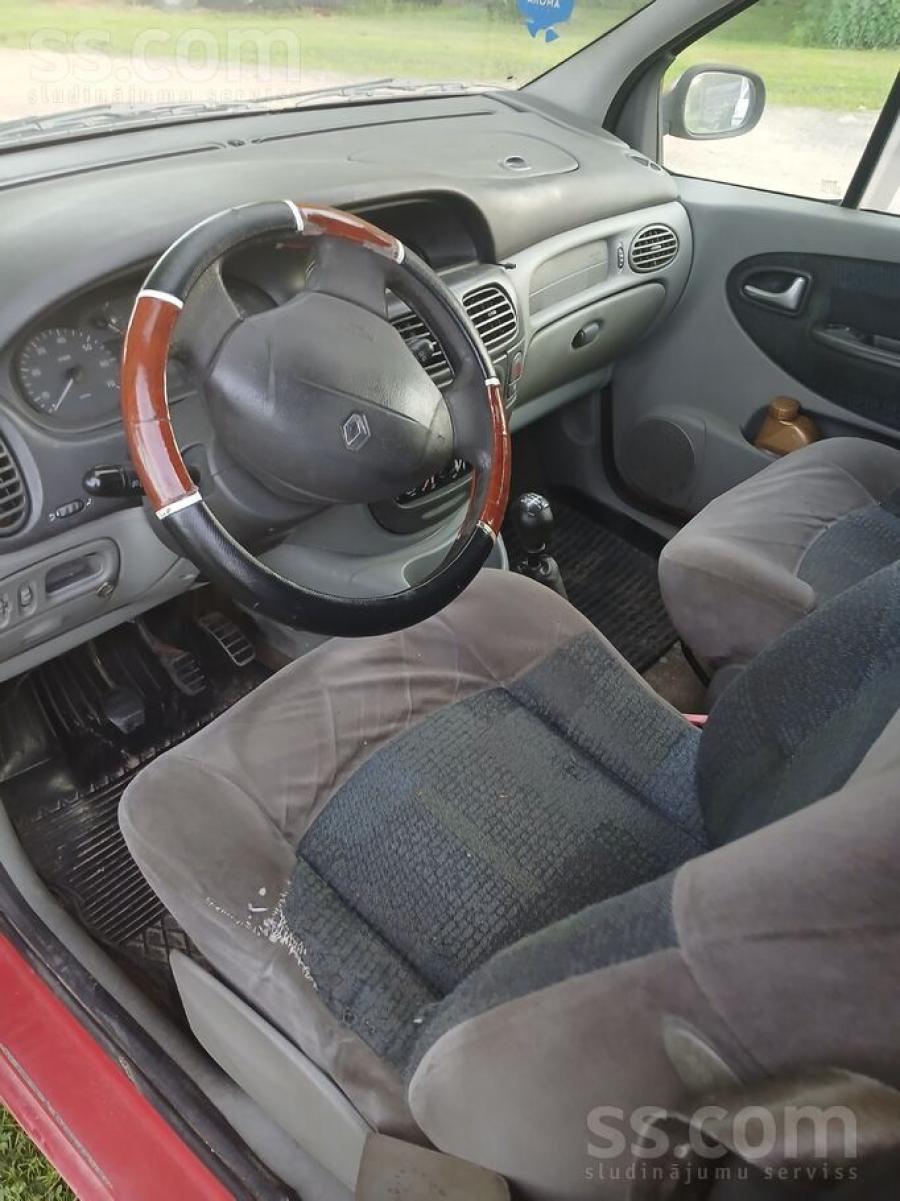 Red Renault Scenic 2003 in Limbazi, with an engine capacity of 1.60 L and mileage of 485 thousand km for 850 €, photo 5 on AUTOMOTO.COM.LV