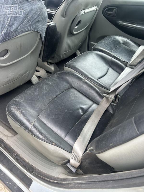 Renault Scenic RX4 2001 Prienai, ar dzinēja tilpumu 1.90 L un nobraukumu 278 tūkst. km par 750 €, foto 6 vietnē AUTOMOTO.COM.LV