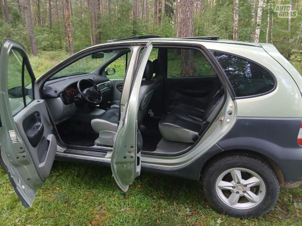 Рено Scenic RX4 2001 в Вильнюс на AUTOMOTO.COM.LV Зеленый Рено Scenic RX4 2001 в Вильнюс, объемом двигателя 1.90 л и пробегом 256 тыс. км за 1950 €, фото 1 на AUTOMOTO.COM.LV