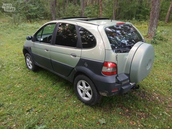 Рено Scenic RX4 2001 в Вильнюс на AUTOMOTO.COM.LV Зеленый Рено Scenic RX4 2001 в Вильнюс, объемом двигателя 1.90 л и пробегом 256 тыс. км за 1950 €, фото 9 на AUTOMOTO.COM.LV