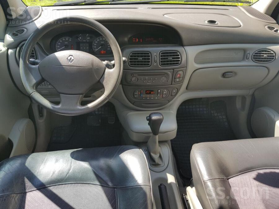 Renault Scenic 2002 in Riga, with an engine capacity of 1.60 L and mileage of 179 thousand km for 1300 €, photo 10 on AUTOMOTO.COM.LV