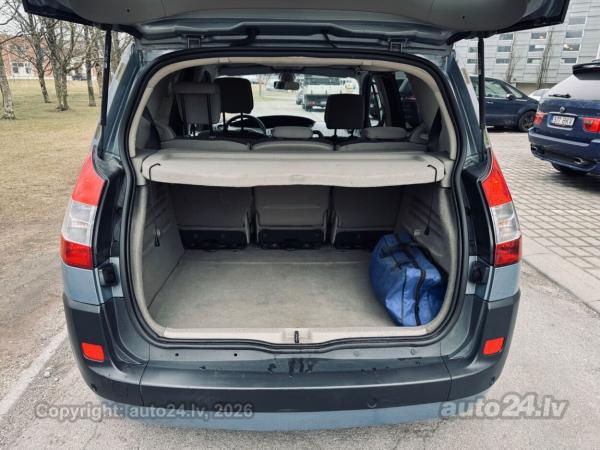 Renault Scenic 2006 in Tallinn, with an engine capacity of 1.60 L and mileage of 234 thousand km for 1990 €, photo 10 on AUTOMOTO.COM.LV