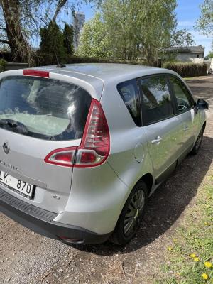 Renault Scenic 2010 Rīga, ar dzinēja tilpumu 1.90 L un nobraukumu 307 tūkst. km par 3200 €, foto 7 vietnē AUTOMOTO.COM.LV