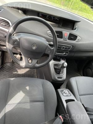 Renault Scenic 2010 Rīga, ar dzinēja tilpumu 1.90 L un nobraukumu 307 tūkst. km par 3200 €, foto 11 vietnē AUTOMOTO.COM.LV