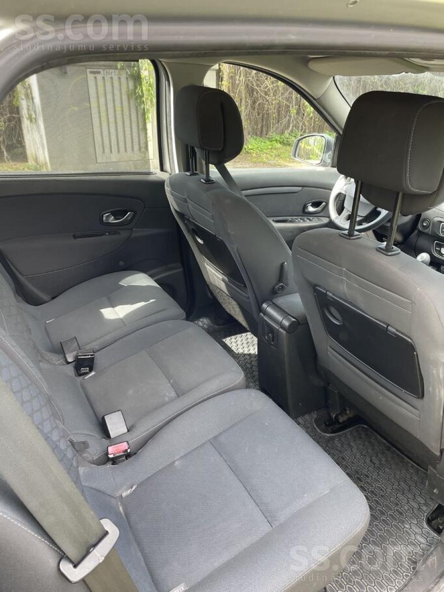Renault Scenic 2010 Rīga, ar dzinēja tilpumu 1.90 L un nobraukumu 307 tūkst. km par 3200 €, foto 15 vietnē AUTOMOTO.COM.LV