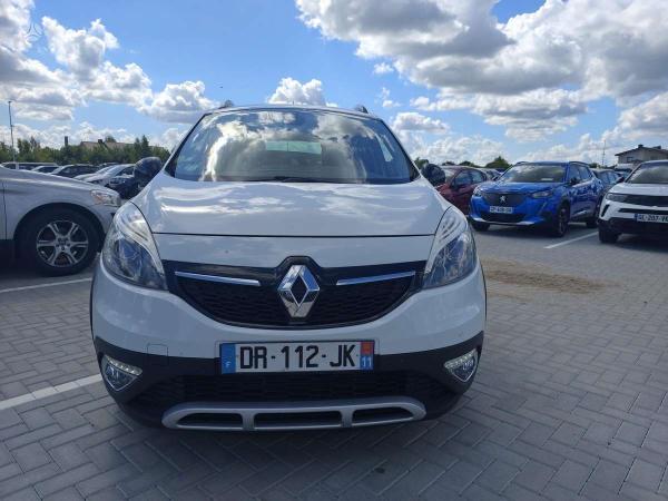 White Renault Scenic 2015 in Taurage, with an engine capacity of 1.46 L and mileage of 247 thousand km for 4500 €, photo 3 on AUTOMOTO.COM.LV