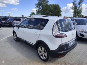 Balts Renault Scenic 2015 Tauragė, ar dzinēja tilpumu 1.46 L un nobraukumu 247 tūkst. km par 4500 €, foto 5 vietnē AUTOMOTO.COM.LV