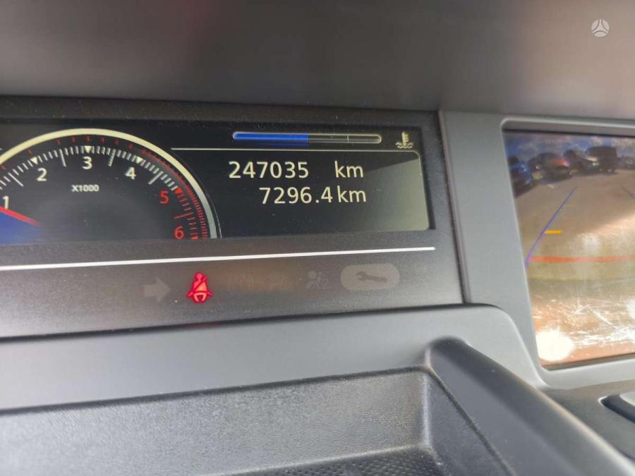 Balts Renault Scenic 2015 Tauragė, ar dzinēja tilpumu 1.46 L un nobraukumu 247 tūkst. km par 4500 €, foto 13 vietnē AUTOMOTO.COM.LV