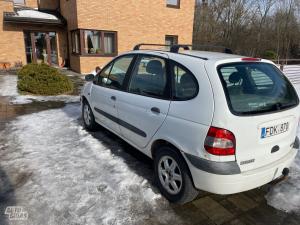 White Renault Scenic 1996 in Kaunas, with an engine capacity of 1.80 L and mileage of 314 thousand km for 500 €, photo 3 on AUTOMOTO.COM.LV