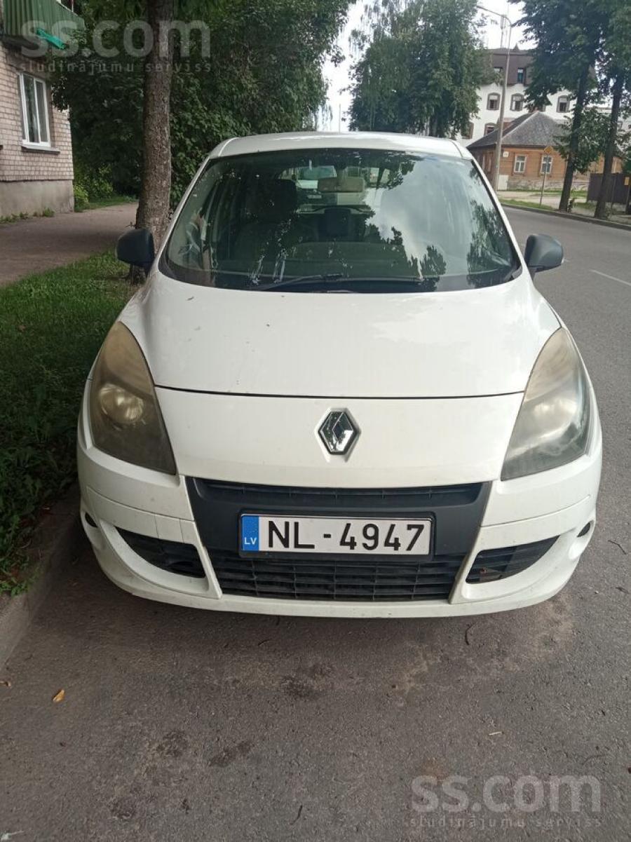 Balts Renault Scenic 2010 Daugavpils, ar dzinēja tilpumu 1.50 L un nobraukumu 487 tūkst. km par 1300 €, foto 1 vietnē AUTOMOTO.COM.LV