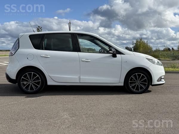 Balts Renault Scenic 2012 Liepāja, ar dzinēja tilpumu 2.00 L un nobraukumu 144 tūkst. km par 6400 €, foto 6 vietnē AUTOMOTO.COM.LV