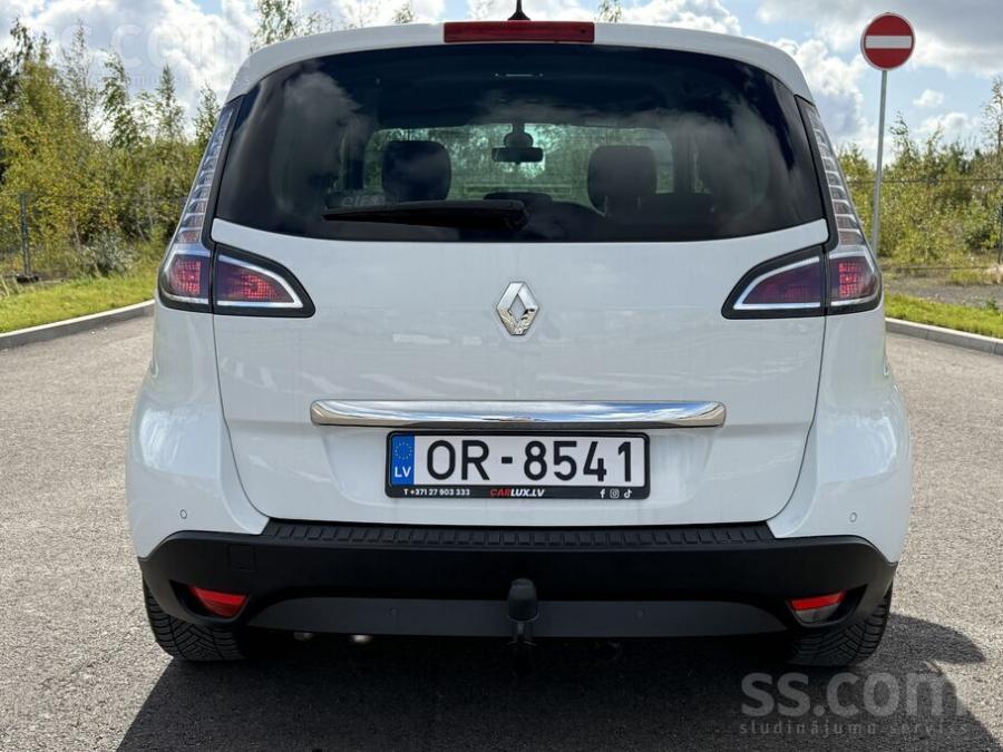 Balts Renault Scenic 2012 Liepāja, ar dzinēja tilpumu 2.00 L un nobraukumu 144 tūkst. km par 6400 €, foto 9 vietnē AUTOMOTO.COM.LV