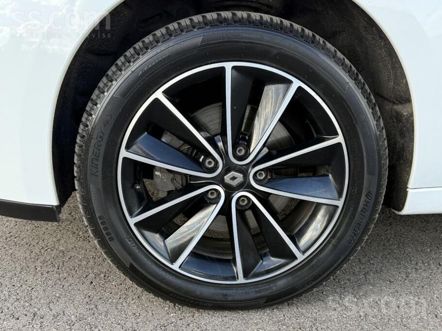 Balts Renault Scenic 2012 Liepāja, ar dzinēja tilpumu 2.00 L un nobraukumu 144 tūkst. km par 6400 €, foto 10 vietnē AUTOMOTO.COM.LV