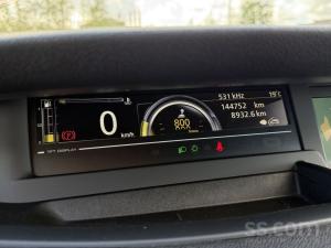 Balts Renault Scenic 2012 Liepāja, ar dzinēja tilpumu 2.00 L un nobraukumu 144 tūkst. km par 6400 €, foto 24 vietnē AUTOMOTO.COM.LV