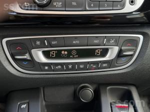 Balts Renault Scenic 2012 Liepāja, ar dzinēja tilpumu 2.00 L un nobraukumu 144 tūkst. km par 6400 €, foto 27 vietnē AUTOMOTO.COM.LV