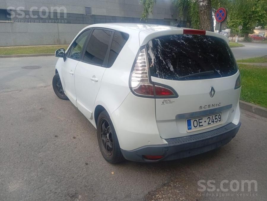 White Renault Scenic 2014 in Riga, with an engine capacity of 1.50 L and mileage of 364 thousand km for 3000 €, photo 5 on AUTOMOTO.COM.LV