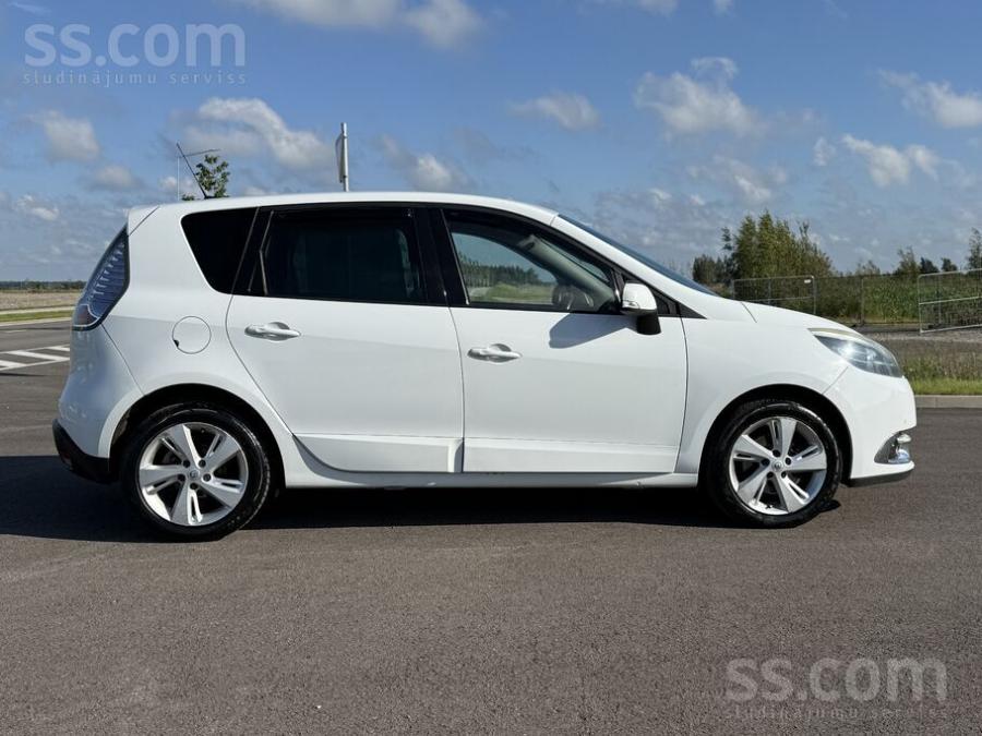 Balts Renault Scenic 2014 Liepāja, ar dzinēja tilpumu 1.50 L un nobraukumu 259 tūkst. km par 4900 €, foto 7 vietnē AUTOMOTO.COM.LV