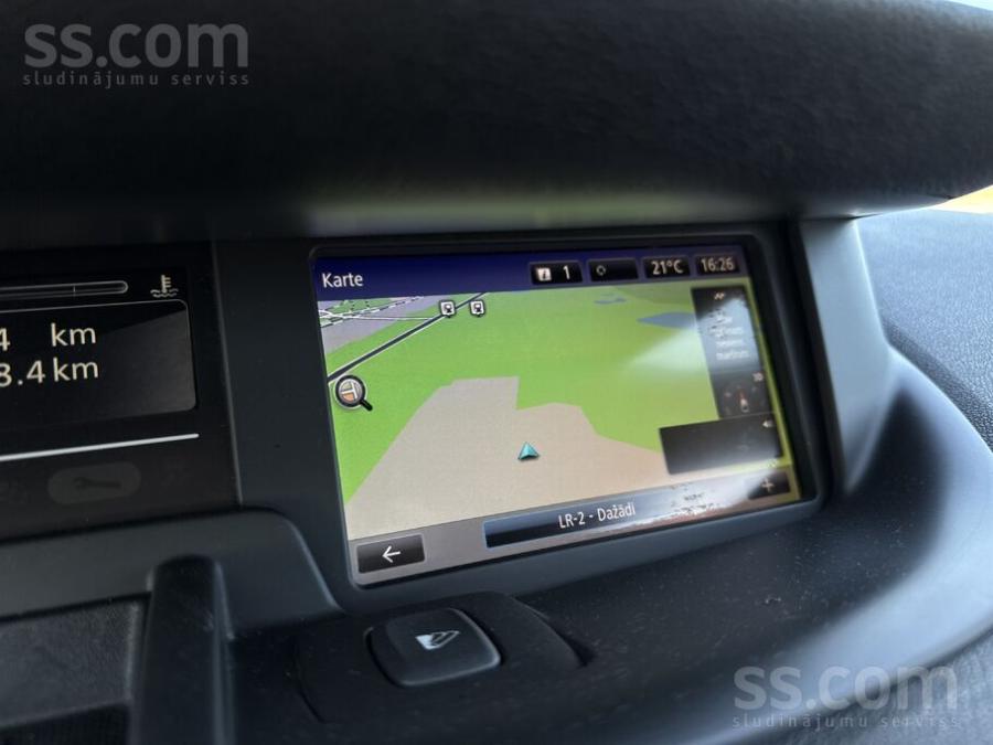 Balts Renault Scenic 2014 Liepāja, ar dzinēja tilpumu 1.50 L un nobraukumu 259 tūkst. km par 4900 €, foto 22 vietnē AUTOMOTO.COM.LV