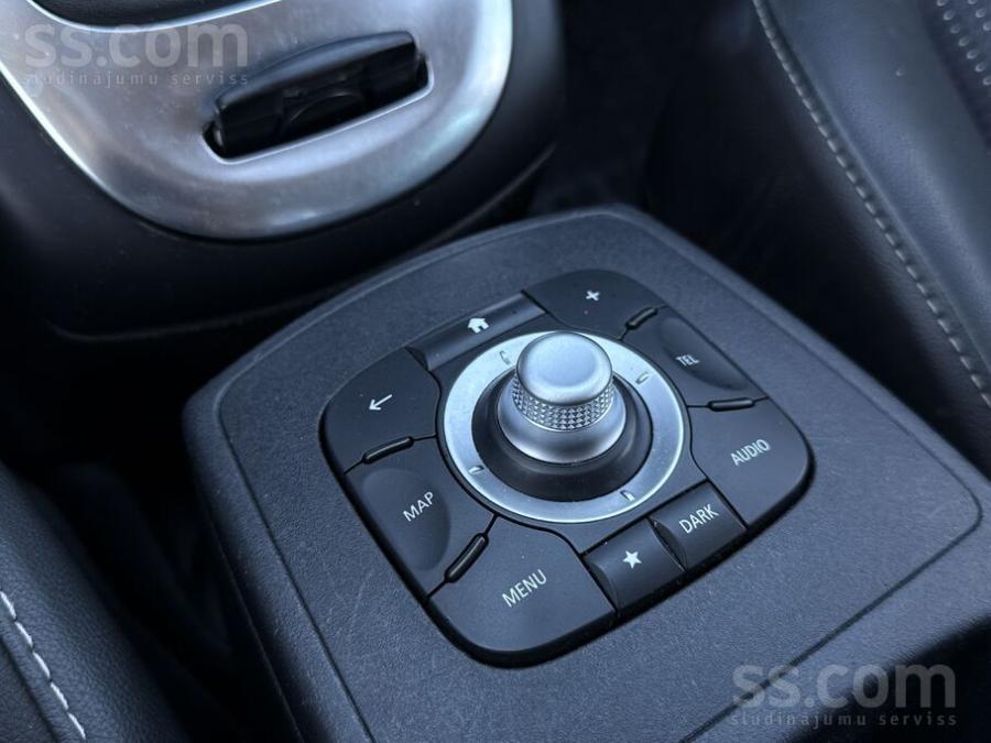 Balts Renault Scenic 2014 Liepāja, ar dzinēja tilpumu 1.50 L un nobraukumu 259 tūkst. km par 4900 €, foto 25 vietnē AUTOMOTO.COM.LV