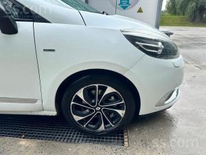 Balts Renault Scenic 2015 Bauska, ar dzinēja tilpumu 1.50 L un nobraukumu 289 tūkst. km par 5500 €, foto 5 vietnē AUTOMOTO.COM.LV