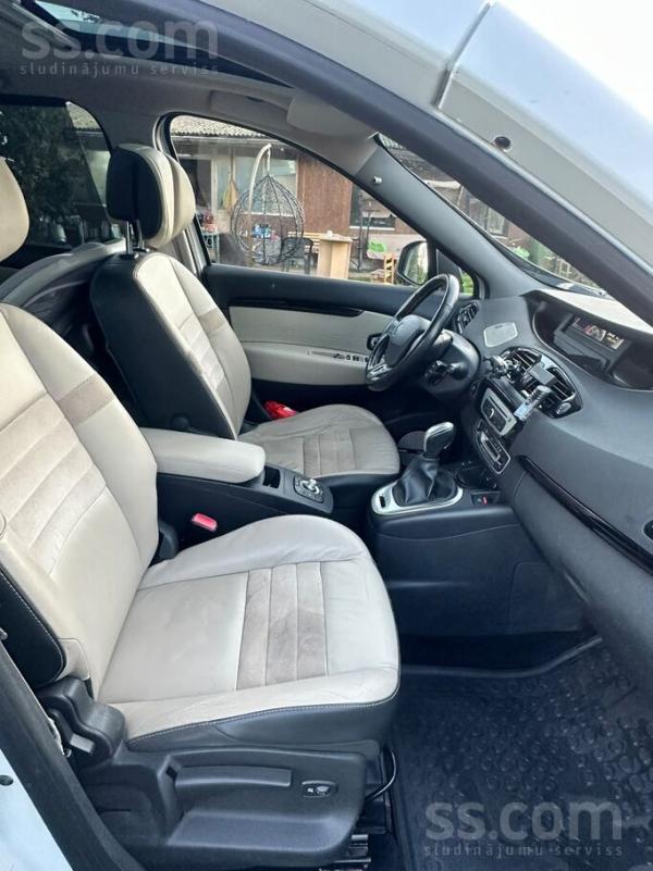 Balts Renault Scenic 2015 Bauska, ar dzinēja tilpumu 1.50 L un nobraukumu 289 tūkst. km par 5500 €, foto 6 vietnē AUTOMOTO.COM.LV