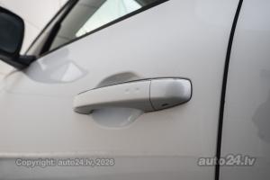 Balts Renault Scenic 2017 Tallina, ar dzinēja tilpumu 1.50 L un nobraukumu 171 tūkst. km par 10999 €, foto 10 vietnē AUTOMOTO.COM.LV