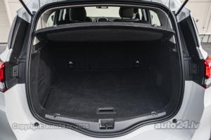 Balts Renault Scenic 2017 Tallina, ar dzinēja tilpumu 1.50 L un nobraukumu 171 tūkst. km par 10999 €, foto 14 vietnē AUTOMOTO.COM.LV