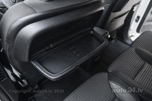 Balts Renault Scenic 2017 Tallina, ar dzinēja tilpumu 1.50 L un nobraukumu 171 tūkst. km par 10999 €, foto 16 vietnē AUTOMOTO.COM.LV