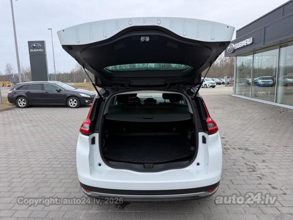 White Renault Scenic 2019 in Johvi, with an engine capacity of 1.30 L and mileage of 99 thousand km for 13900 €, photo 6 on AUTOMOTO.COM.LV