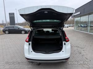 White Renault Scenic 2019 in Johvi, with an engine capacity of 1.30 L and mileage of 99 thousand km for 13900 €, photo 6 on AUTOMOTO.COM.LV