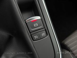 Balts Renault Scenic 2019 Pērnava, ar dzinēja tilpumu 1.30 L un nobraukumu 158 tūkst. km par 10900 €, foto 17 vietnē AUTOMOTO.COM.LV