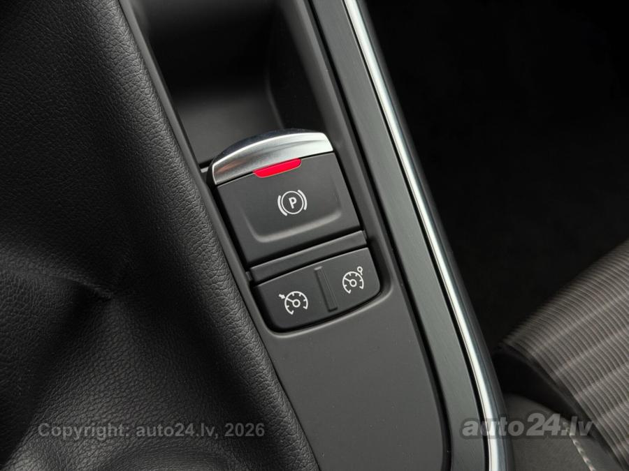 Balts Renault Scenic 2019 Pērnava, ar dzinēja tilpumu 1.30 L un nobraukumu 158 tūkst. km par 10900 €, foto 17 vietnē AUTOMOTO.COM.LV