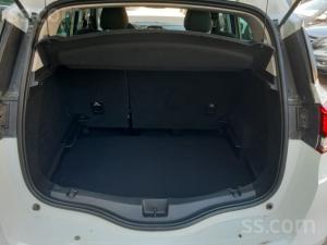 Balts Renault Scenic 2021 Daugavpils, ar dzinēja tilpumu 1.70 L un nobraukumu 0 tūkst. km par 7700 €, foto 24 vietnē AUTOMOTO.COM.LV