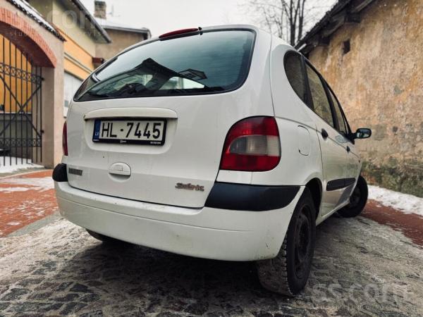 White Renault Scenic 2003 in Cesis, with an engine capacity of 1.90 L and mileage of 0 thousand km for 1150 €, photo 5 on AUTOMOTO.COM.LV