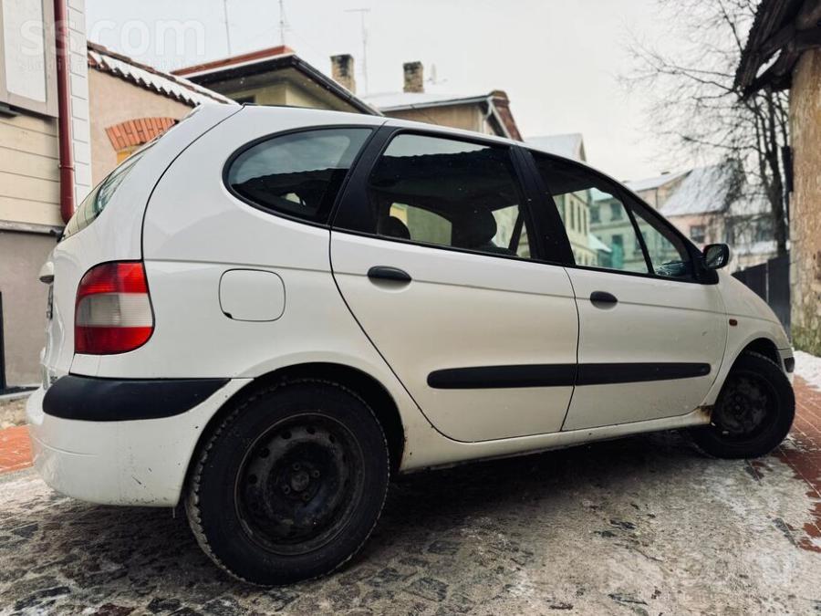 White Renault Scenic 2003 in Cesis, with an engine capacity of 1.90 L and mileage of 0 thousand km for 1150 €, photo 6 on AUTOMOTO.COM.LV