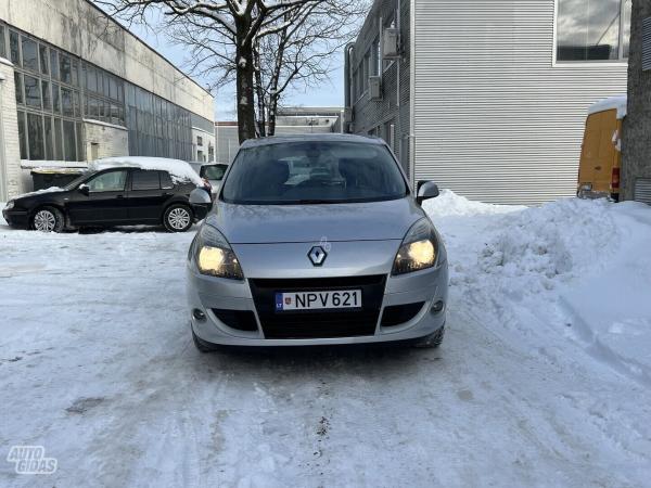 White Renault Scenic 2010 in Klaipeda, with an engine capacity of 1.50 L and mileage of 227 thousand km for 2400 €, photo 1 on AUTOMOTO.COM.LV
