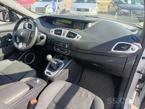 White Renault Scenic 2010 in Rezekne, with an engine capacity of 1.90 L and mileage of 266 thousand km for 3550 €, photo 12 on AUTOMOTO.COM.LV