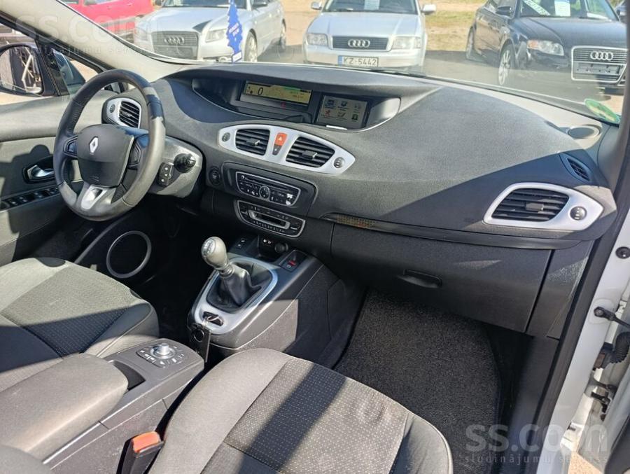 White Renault Scenic 2010 in Rezekne, with an engine capacity of 1.90 L and mileage of 266 thousand km for 3550 €, photo 12 on AUTOMOTO.COM.LV
