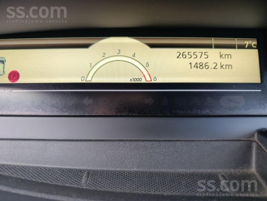 White Renault Scenic 2010 in Rezekne, with an engine capacity of 1.90 L and mileage of 266 thousand km for 3550 €, photo 21 on AUTOMOTO.COM.LV