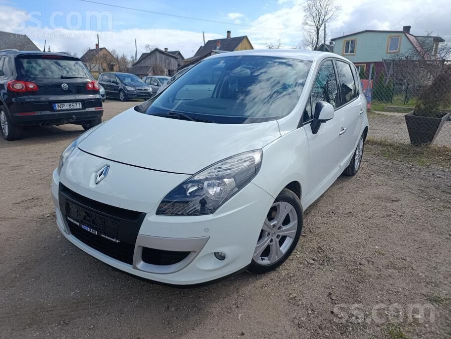 White Renault Scenic 2010 in Rezekne, with an engine capacity of 1.90 L and mileage of 266 thousand km for 3550 €, photo 23 on AUTOMOTO.COM.LV