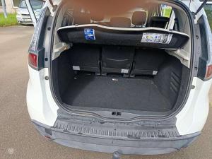 White Renault Scenic 2012 in Kaunas, with an engine capacity of 1.60 L and mileage of 225 thousand km for 4000 €, photo 8 on AUTOMOTO.COM.LV