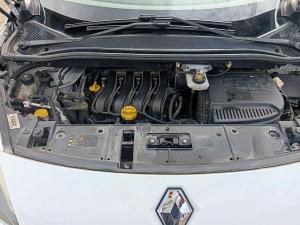 White Renault Scenic 2012 in Kaunas, with an engine capacity of 1.60 L and mileage of 225 thousand km for 4000 €, photo 9 on AUTOMOTO.COM.LV