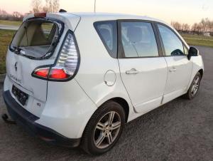 White Renault Scenic 2013 in Marijampole, with an engine capacity of 1.46 L and mileage of 250 thousand km for 2600 €, photo 4 on AUTOMOTO.COM.LV