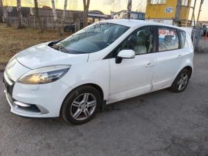 White Renault Scenic 2013 in Marijampole, with an engine capacity of 1.46 L and mileage of 250 thousand km for 2600 €, photo 11 on AUTOMOTO.COM.LV
