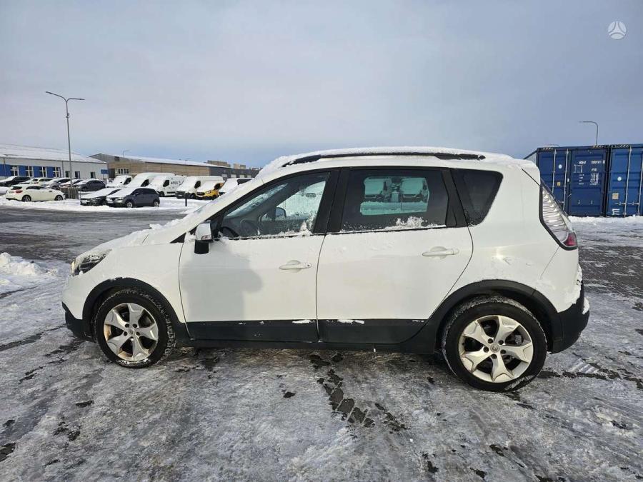 White Renault Scenic 2013 in Taurage, with an engine capacity of 1.50 L and mileage of 288 thousand km for 4250 €, photo 3 on AUTOMOTO.COM.LV