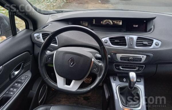 Balts Renault Scenic 2013 Rīga, ar dzinēja tilpumu 1.50 L un nobraukumu 325 tūkst. km par 4150 €, foto 4 vietnē AUTOMOTO.COM.LV