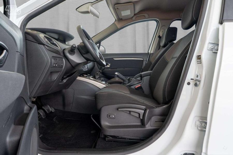 White Renault Scenic 2013 in Marijampole, with an engine capacity of 1.20 L and mileage of 178 thousand km for 4850 €, photo 23 on AUTOMOTO.COM.LV