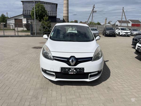 Balts Renault Scenic 2013 Tauragė, ar dzinēja tilpumu 1.50 L un nobraukumu 230 tūkst. km par 3200 €, foto 2 vietnē AUTOMOTO.COM.LV